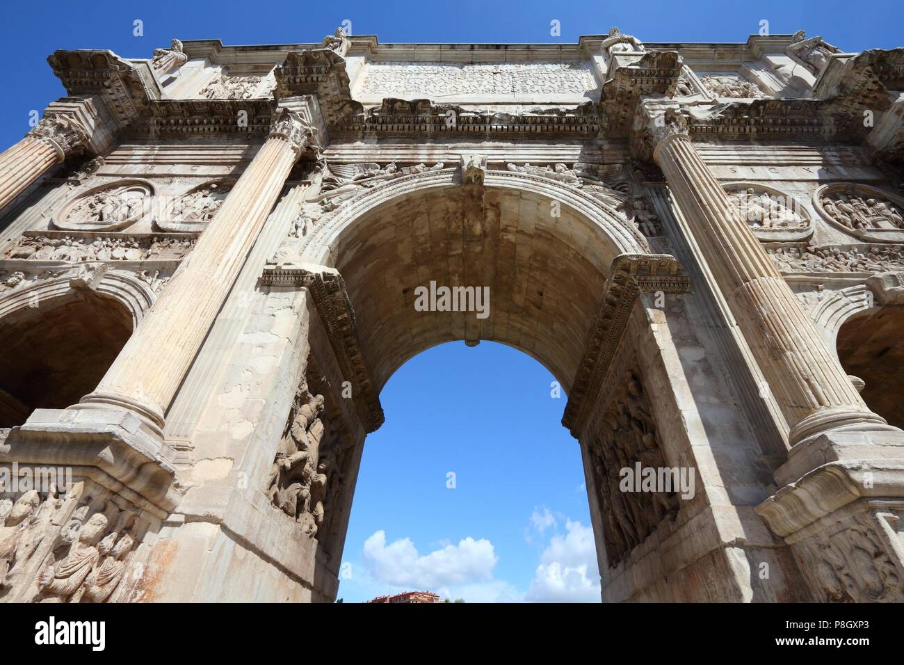 Italy - Rome. Famous triumphal arch - Arch of Constantine on Palatine ...