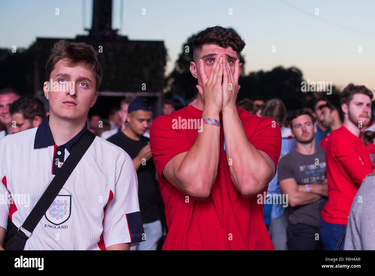 England fans sad hi-res stock photography and images - Alamy