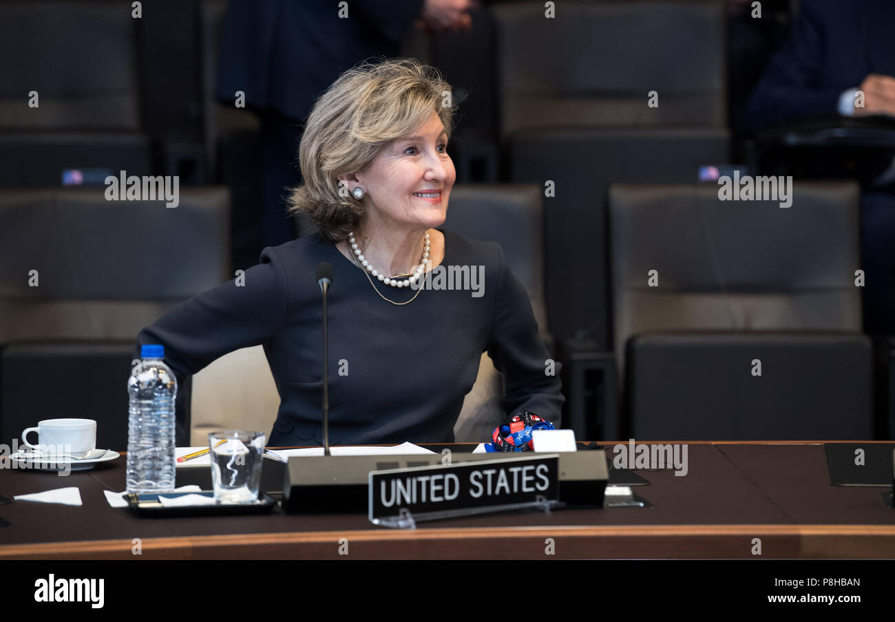 Kay bailey hutchison hi-res stock photography and images - Alamy