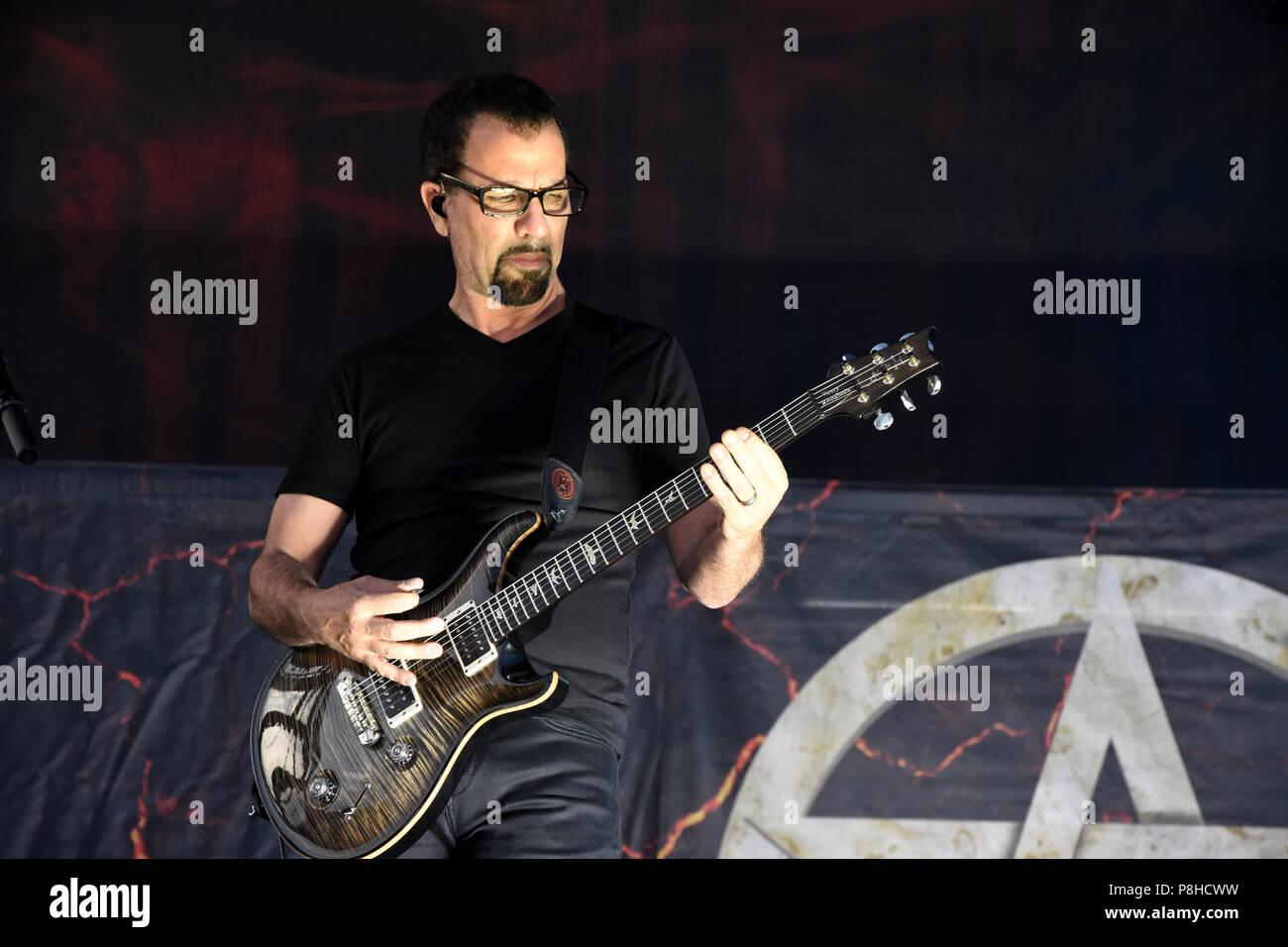 Tony rombola guitar hi-res stock photography and images - Alamy