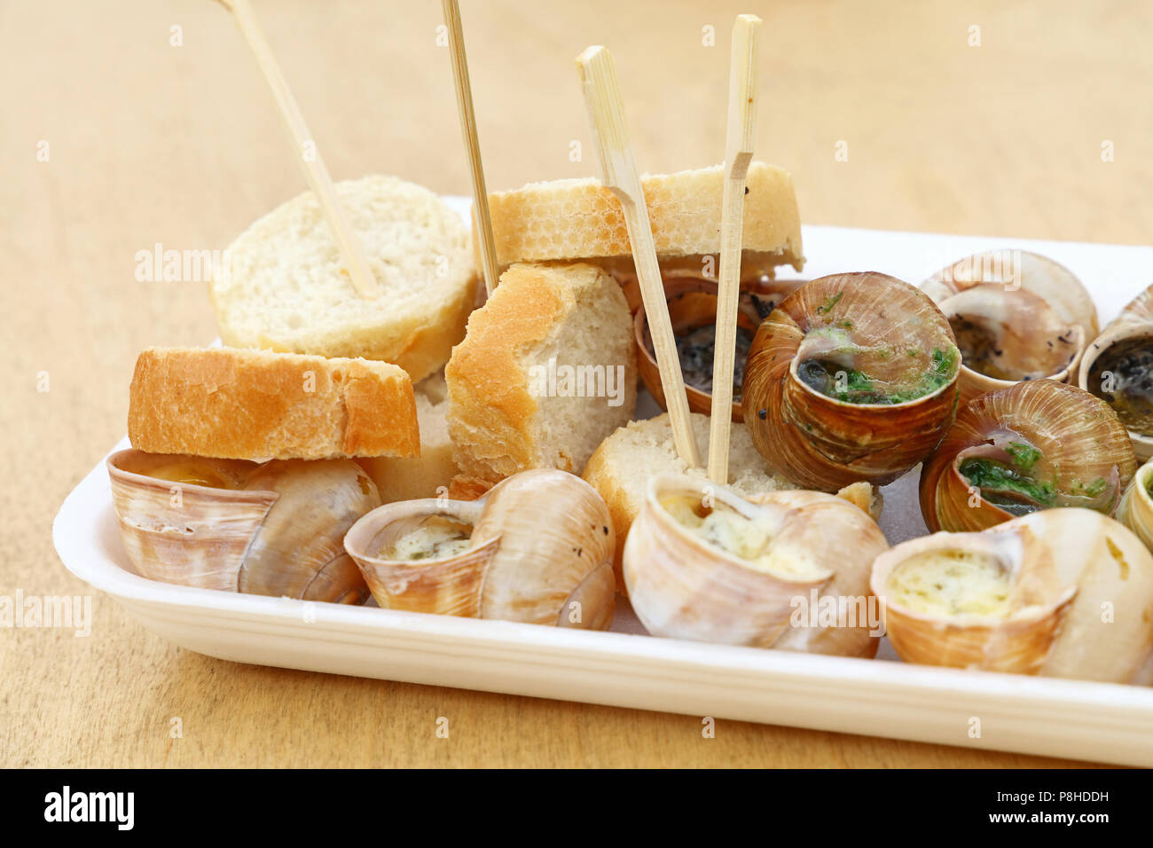 French cuisine escargot hi-res stock photography and images - Alamy