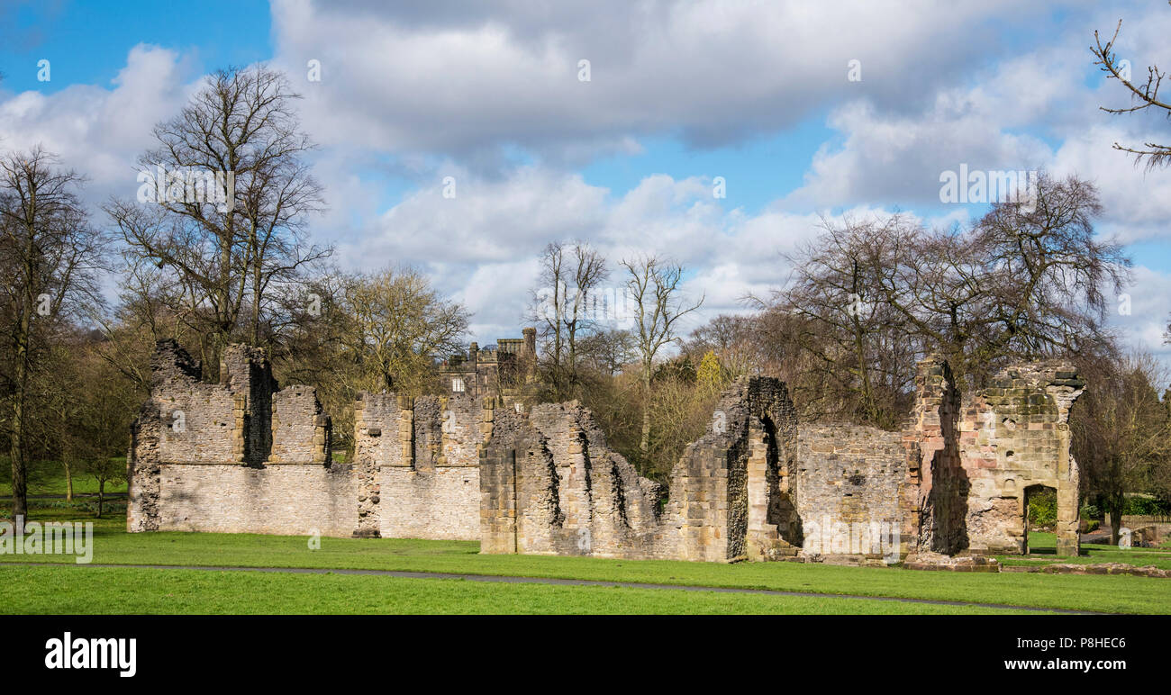 Dudley priory ruins hi-res stock photography and images - Alamy