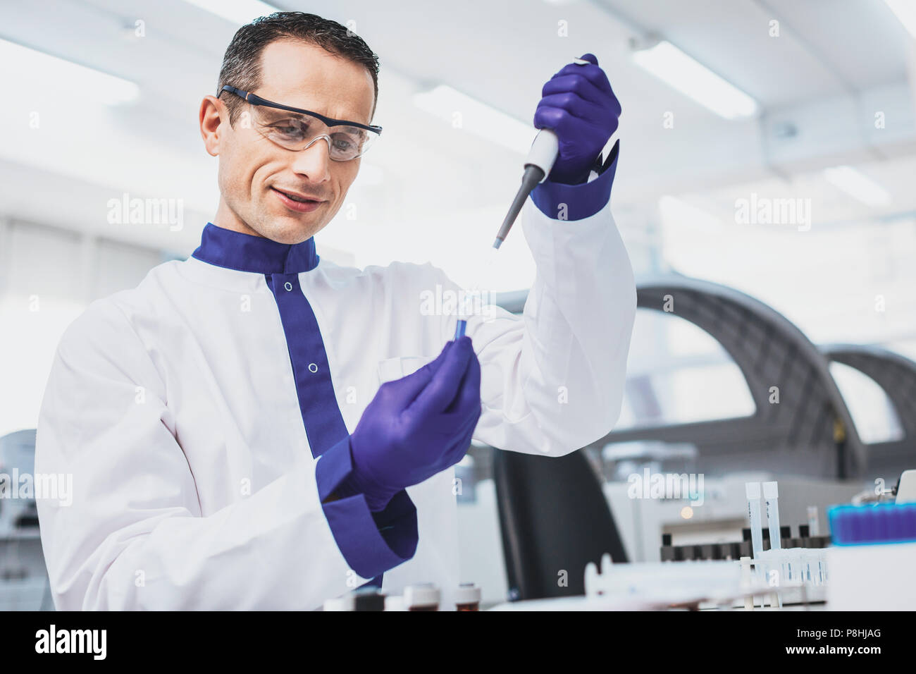 Evolution specimen hi-res stock photography and images - Alamy