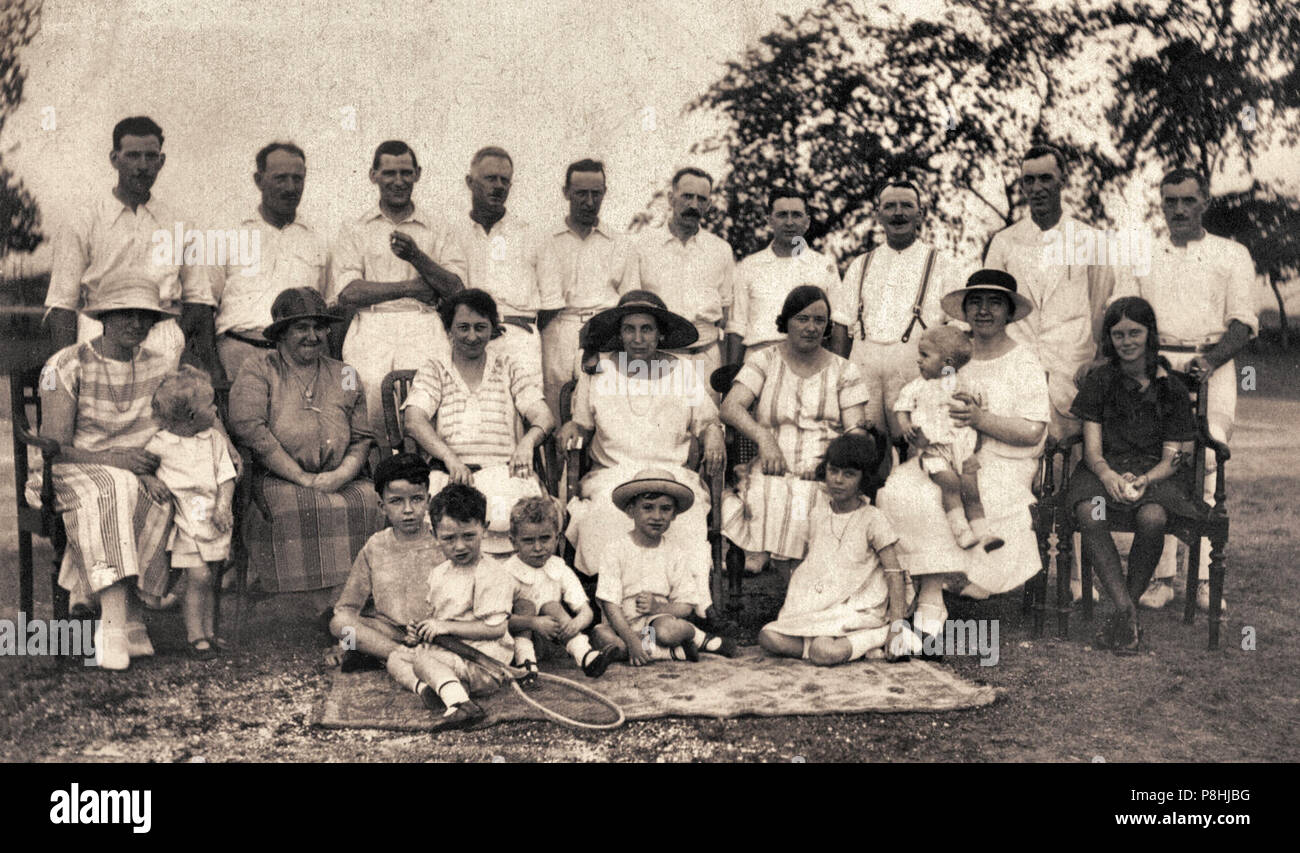 1920s family british hi-res stock photography and images - Alamy