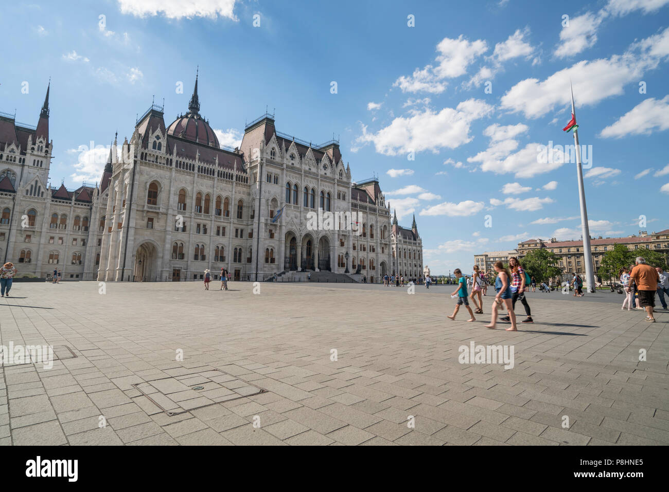 the Hungarian parliament building on Kossuth Square in Budapest ...