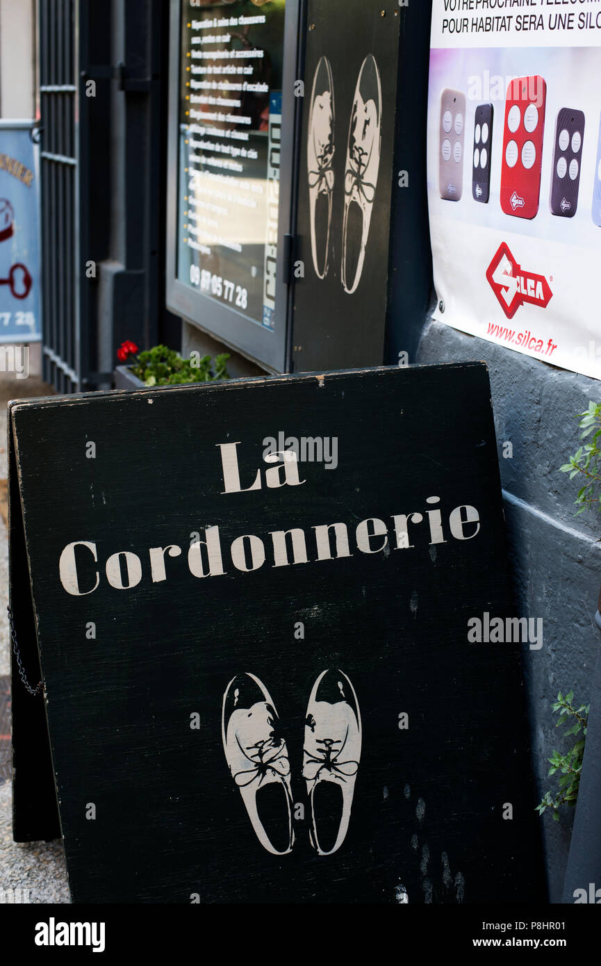 Leather shop sign hi-res stock photography and images - Alamy