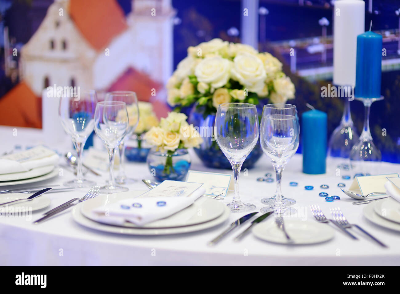 Table setting for an event party or wedding reception Stock Photo - Alamy