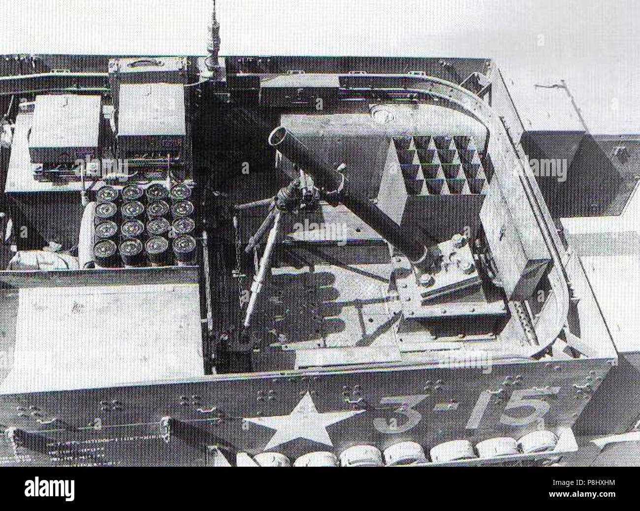 81mm mortar hi-res stock photography and images - Alamy