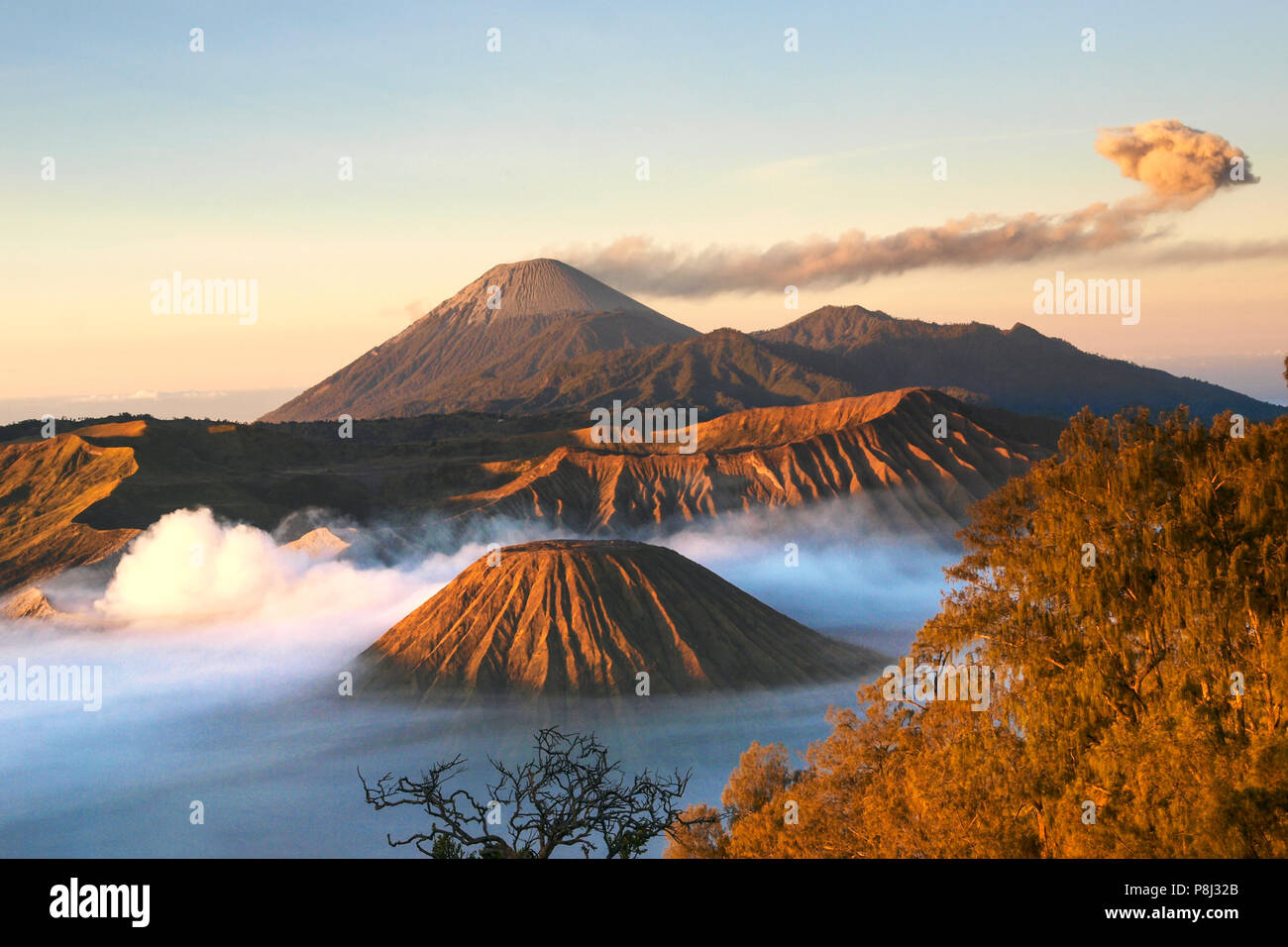Tengger mountains hi-res stock photography and images - Alamy