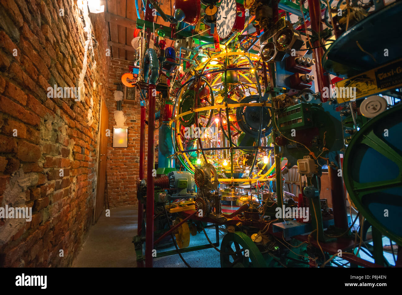 Old world technology hi-res stock photography and images - Alamy