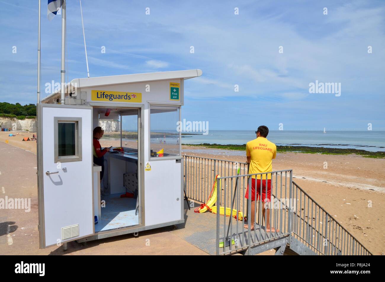 Female lifeguards hi-res stock photography and images - Alamy