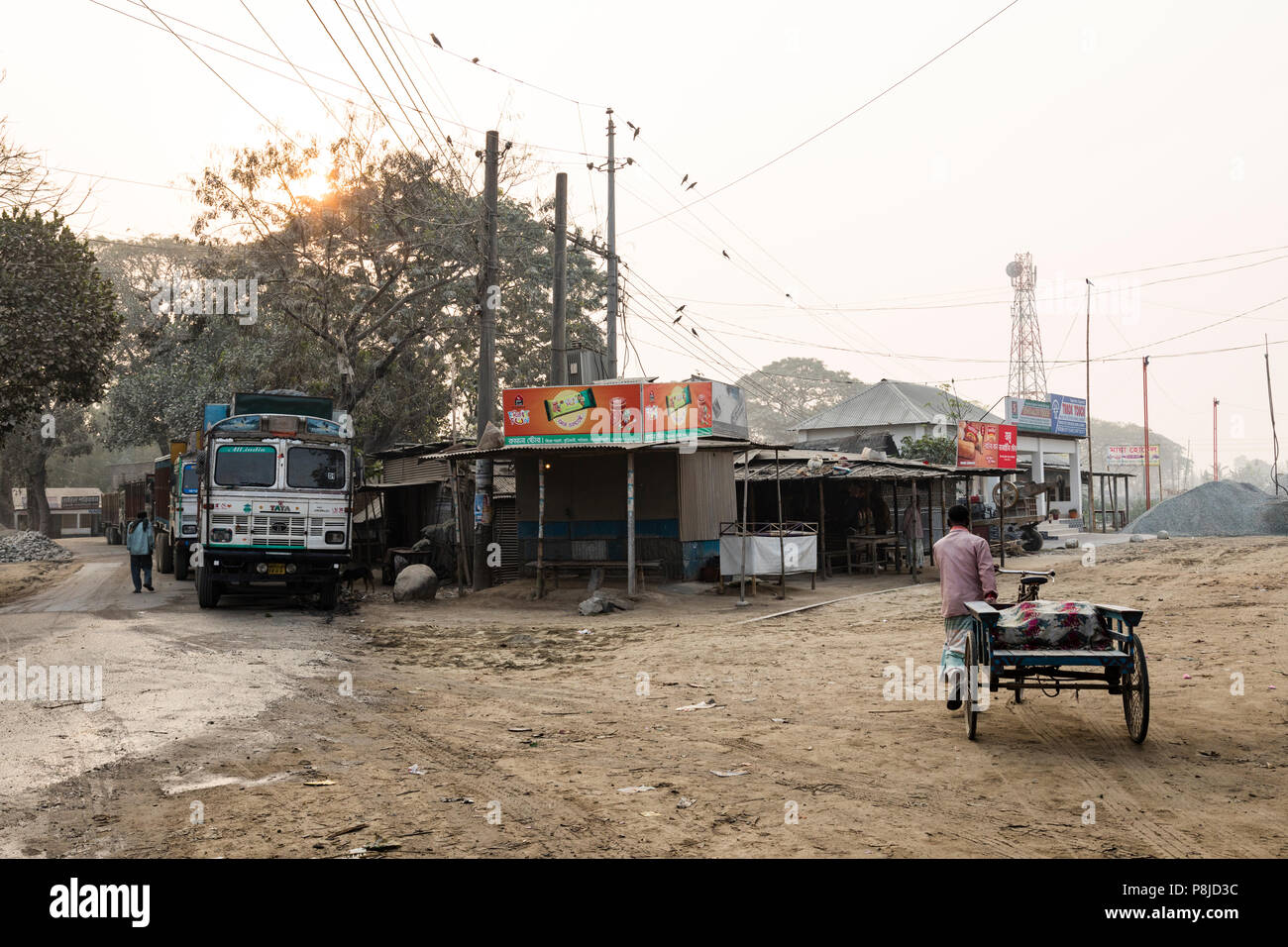 Burimari, Bangladesh, March 3 2017: Morning scene in Burimari, a border ...