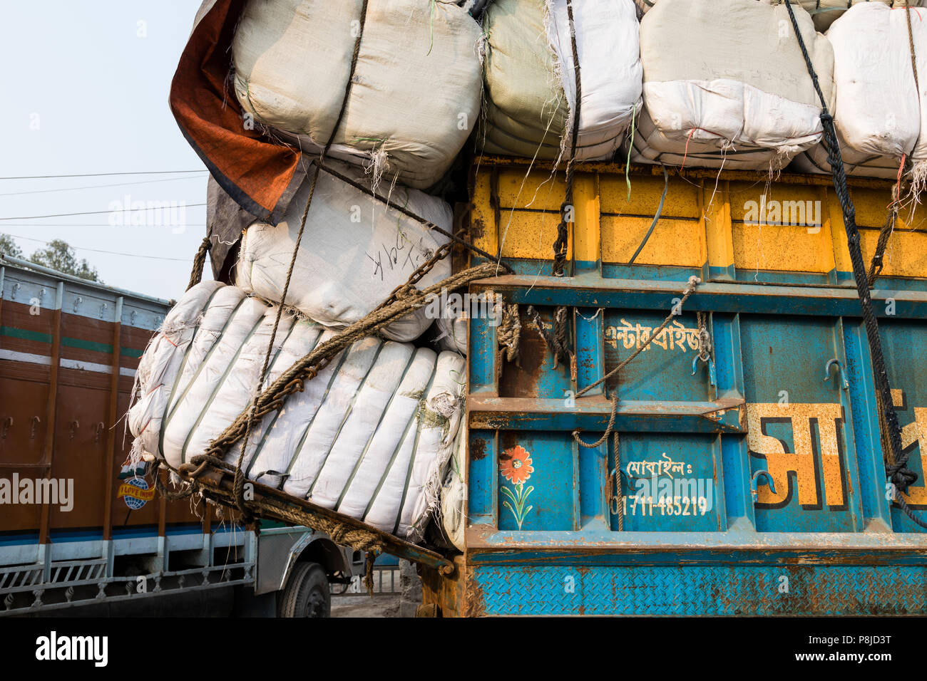 Indian container truck india hi-res stock photography and images - Alamy