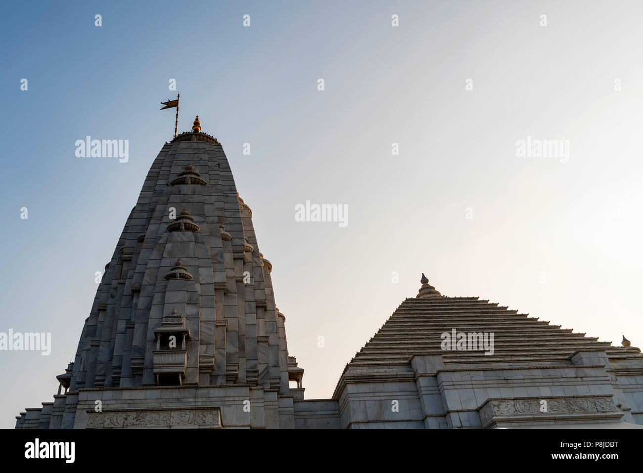Tower of Birla Mandir Hindu temple in India Stock Photo - Alamy