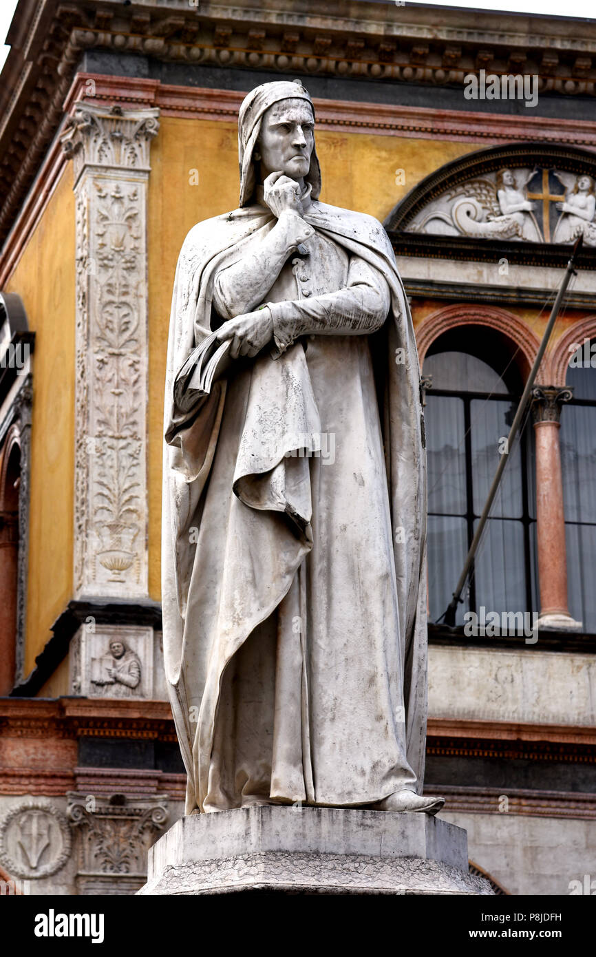 Middle ages hi-res stock photography and images - Alamy