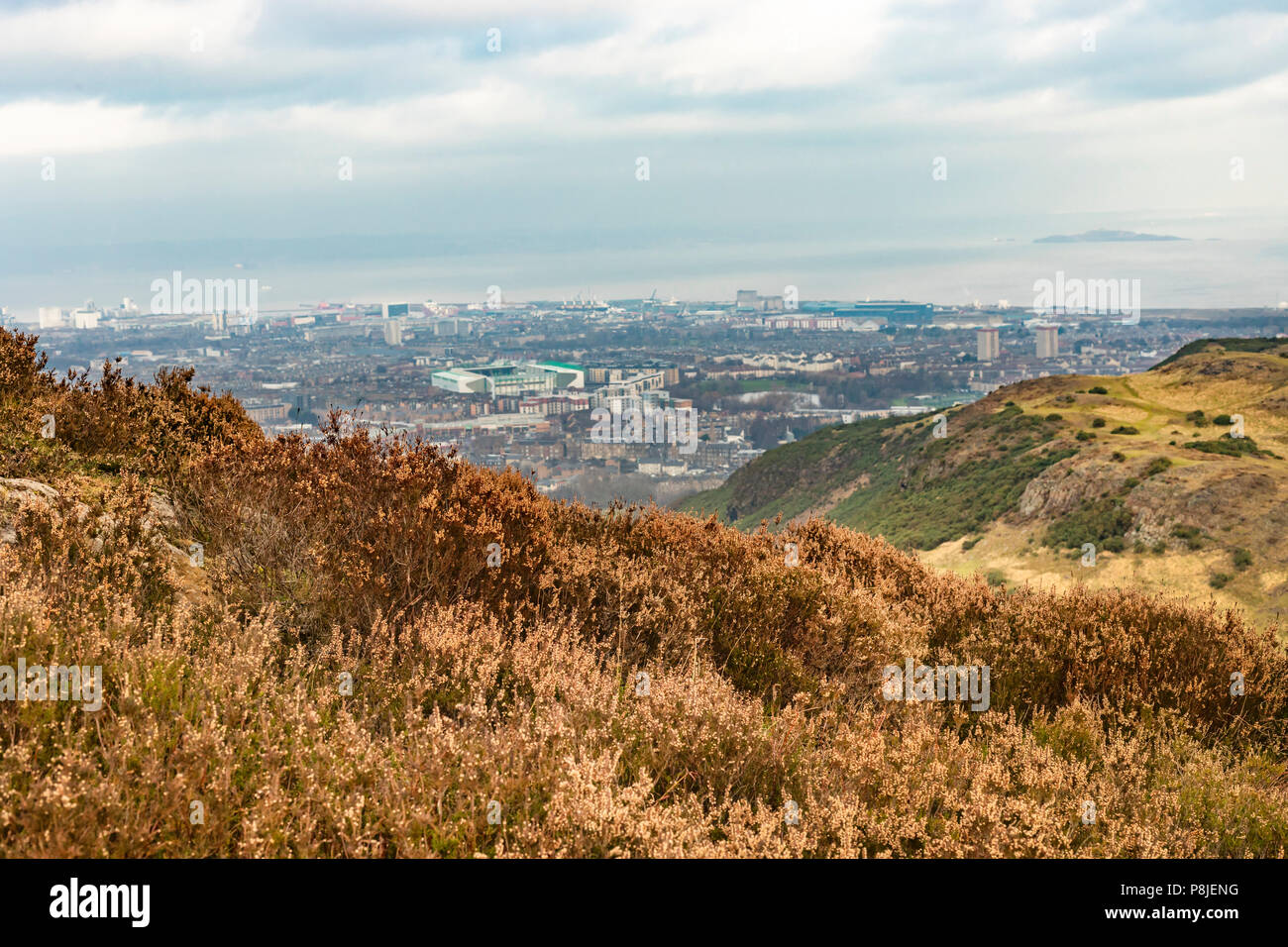 Landscape view of the city of Edinburgh and beautiful hills Stock Photo ...
