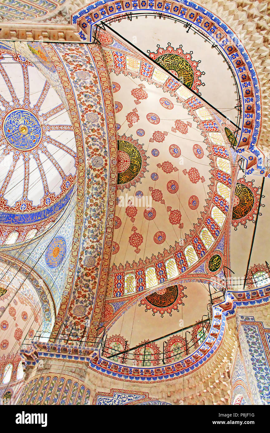 Inside the islamic Blue mosque in Istanbul, Turkey Stock Photo - Alamy