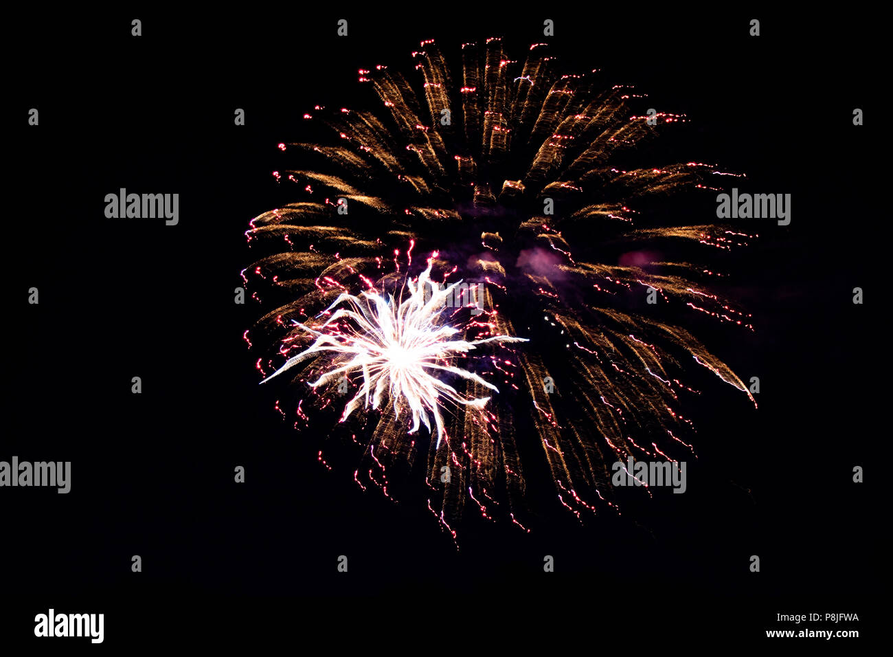 Smoke free fireworks hi-res stock photography and images - Alamy