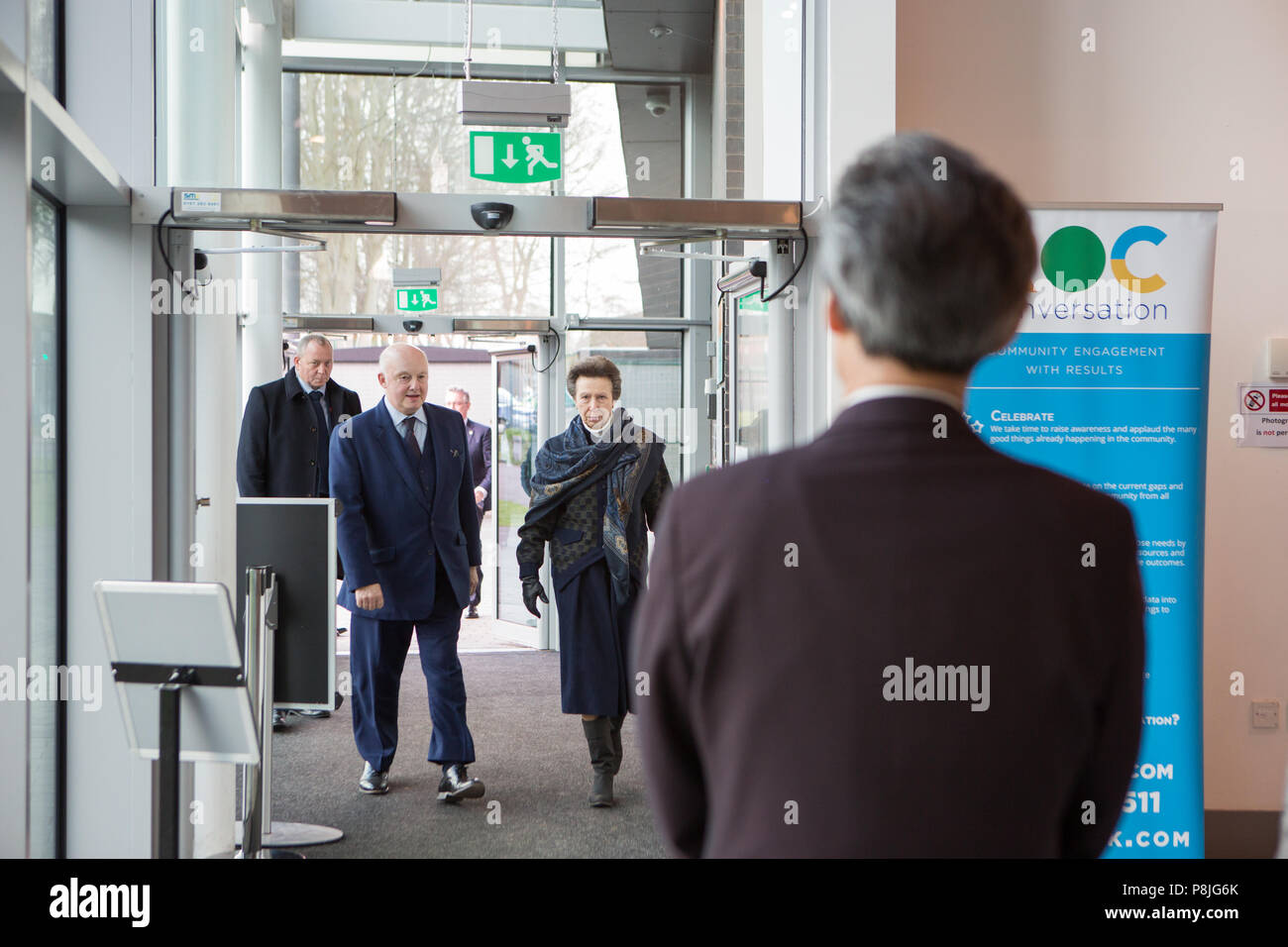 Royal family security hi-res stock photography and images - Alamy