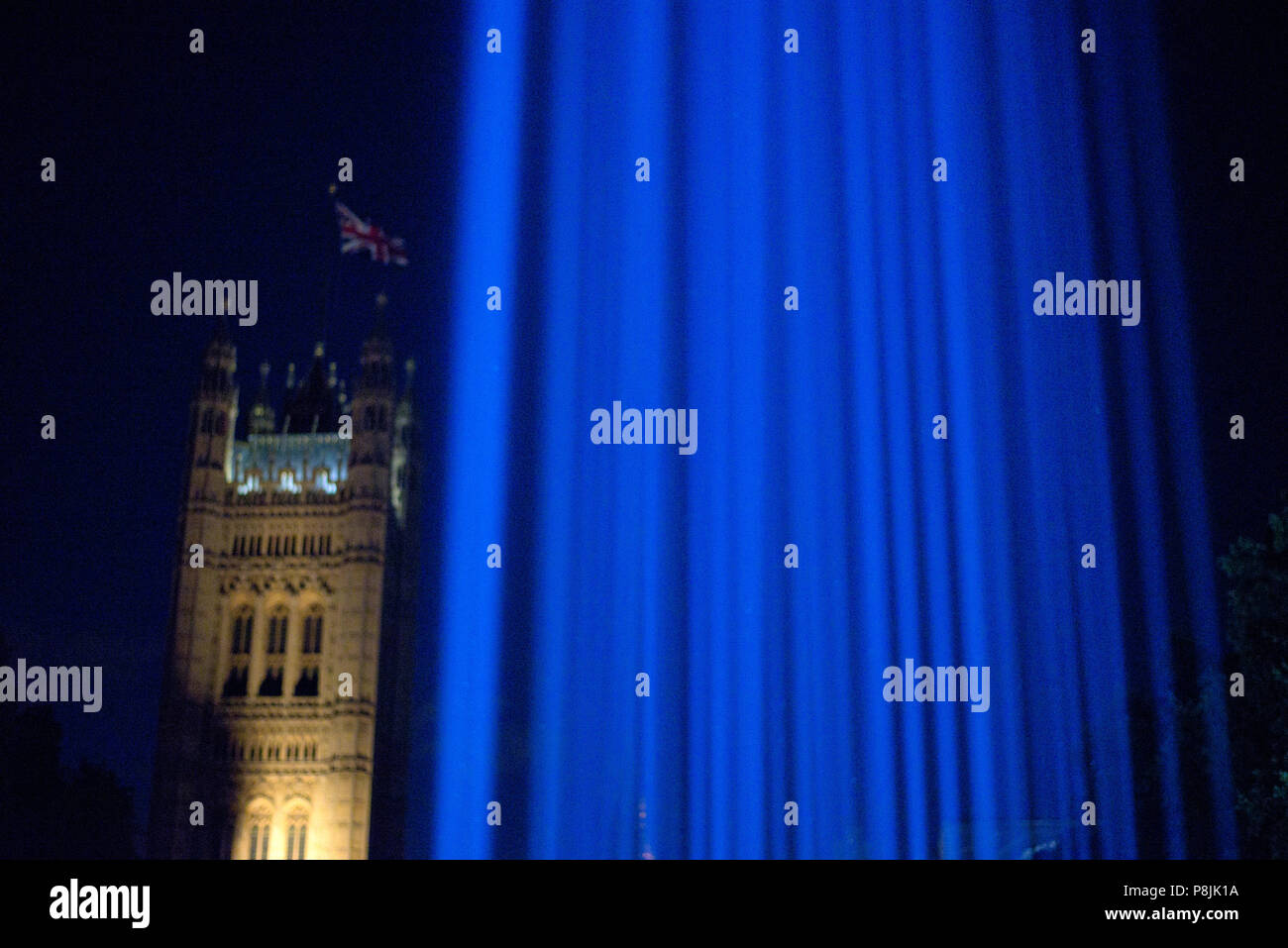 Blue beams hi-res stock photography and images - Alamy