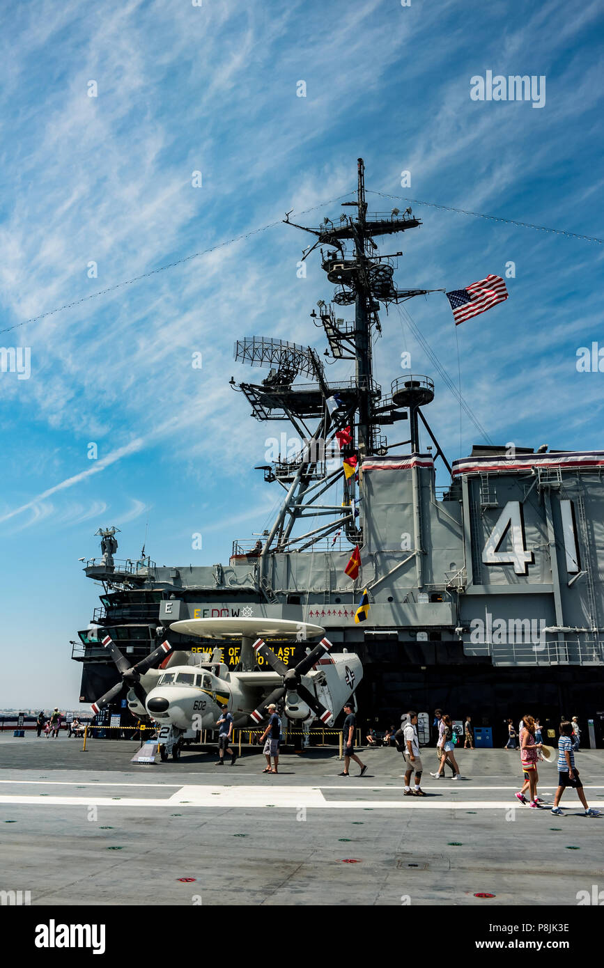 Flight deck images of helicopters, planes, command and control tower ...