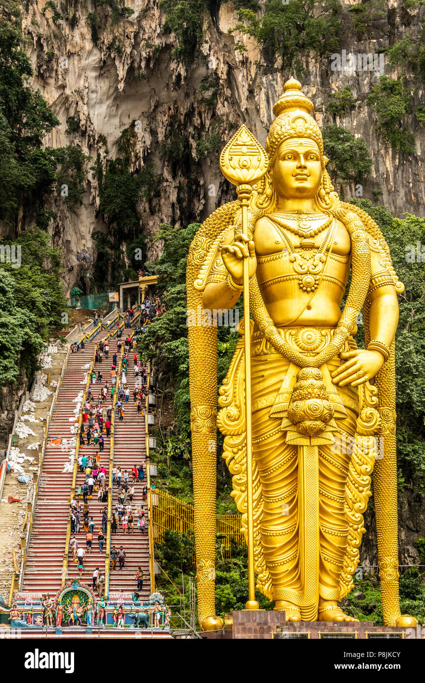 Batu Caves Selangor Kuala Lumpur statue of Murugan Stock Photo - Alamy