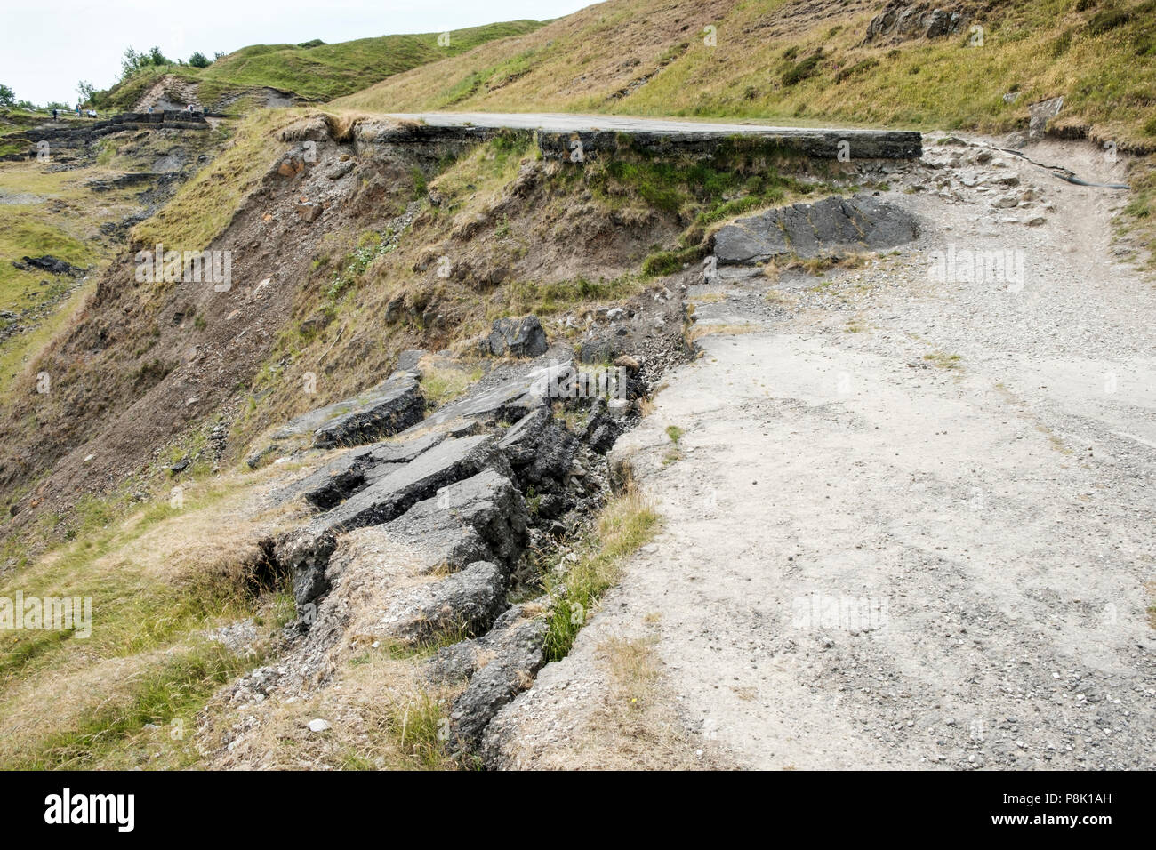 Collapse collapsed united kingdom hi-res stock photography and images ...