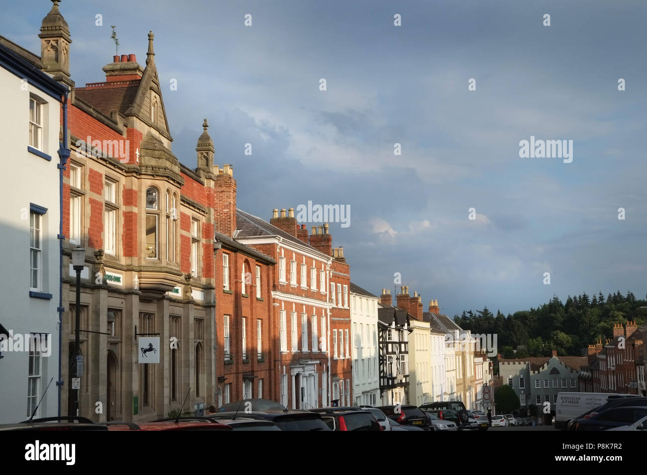Broad Street, Ludlow, Shropshire, England. Old buildings Stock Photo ...