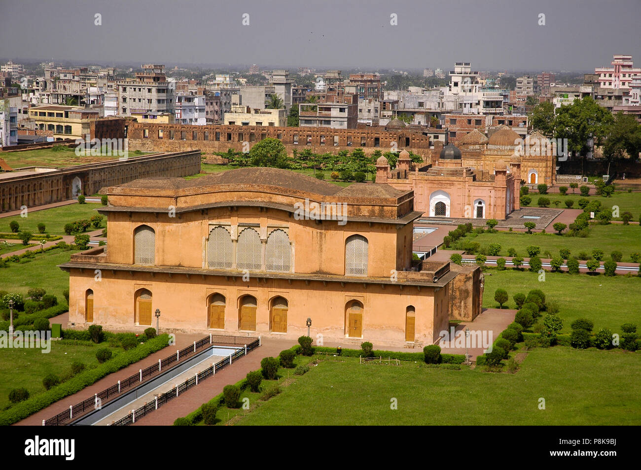 Lalbagh fort masjid hi-res stock photography and images - Alamy