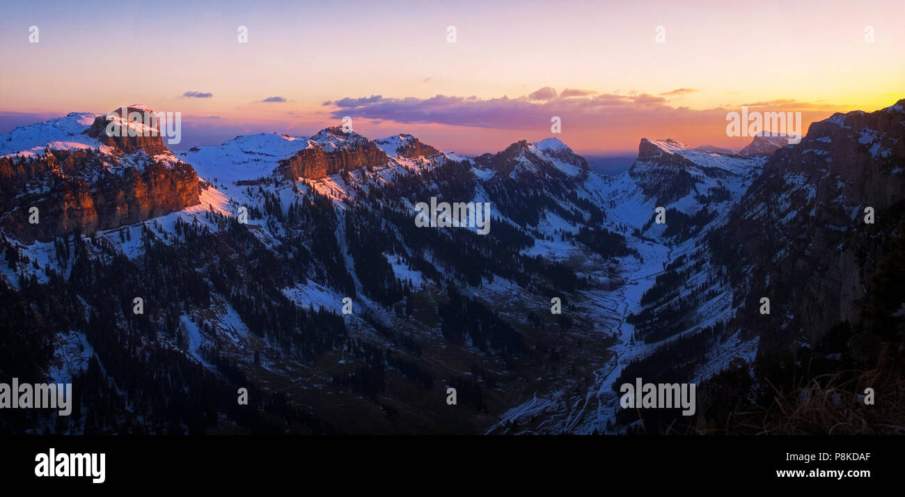 Cold morning peaks Stock Photo - Alamy