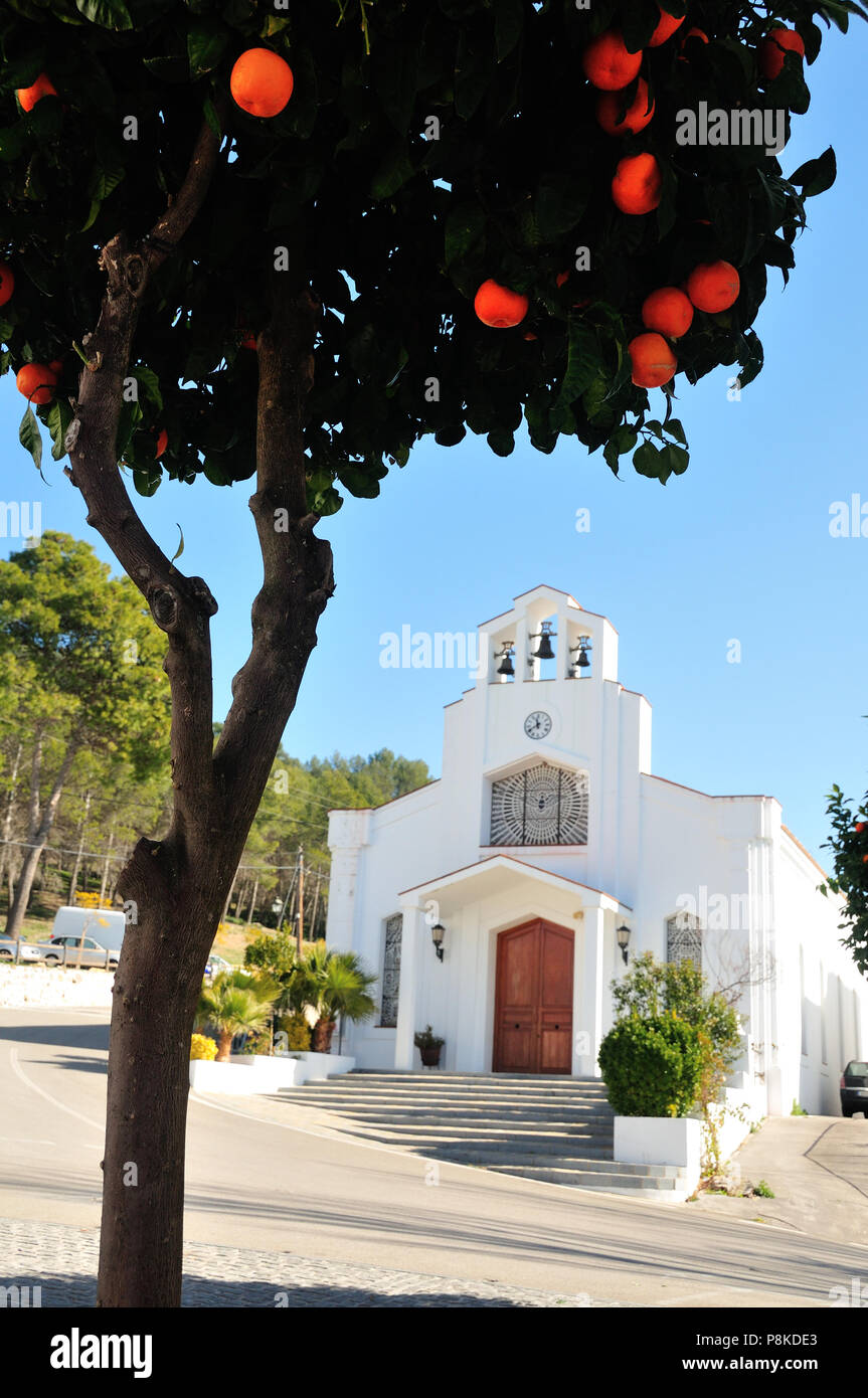 Pueblo spanish architecture hi-res stock photography and images - Alamy