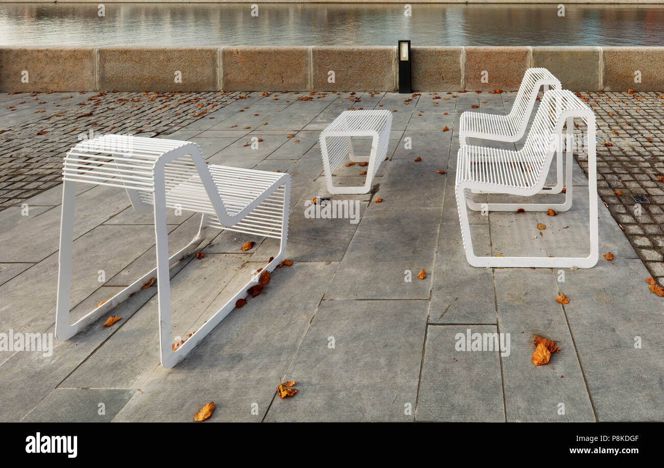 Street benches and chairs Stock Photo - Alamy
