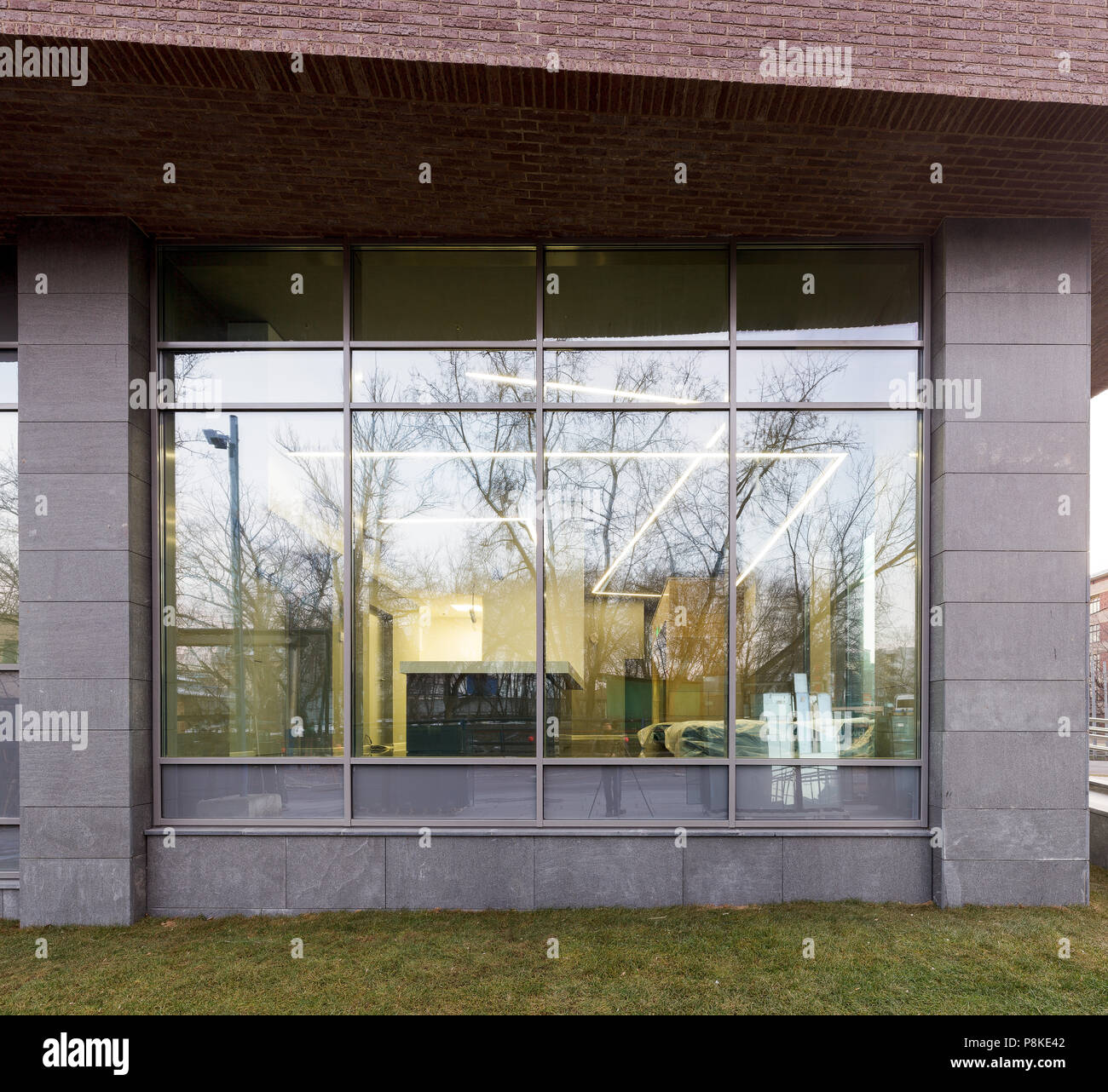 Office window exterior in modern building Stock Photo - Alamy