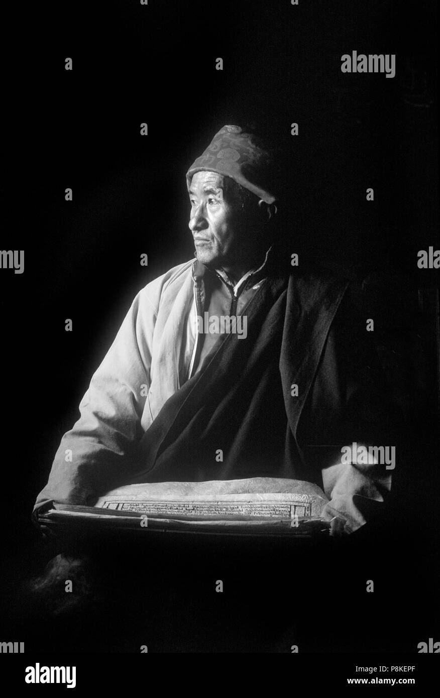 Sherpa costume hi-res stock photography and images - Alamy
