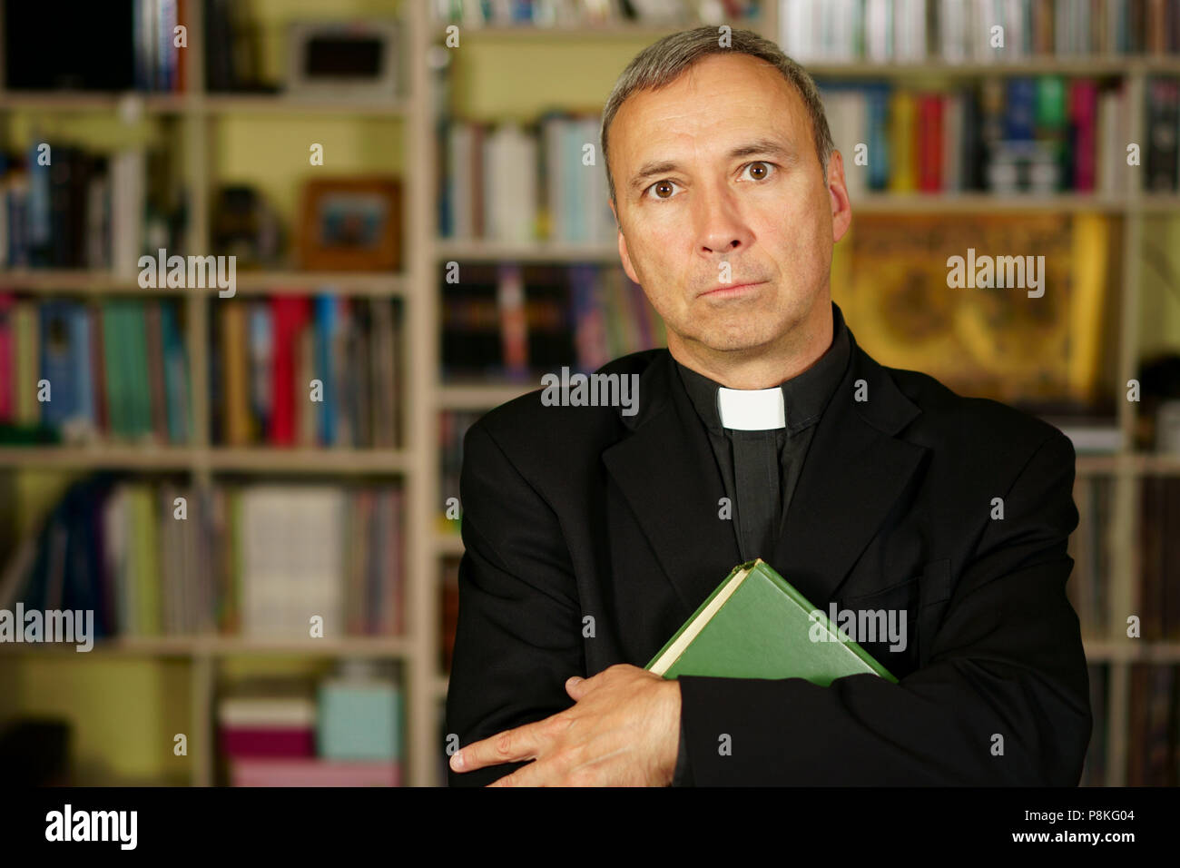 When catholic priest hi-res stock photography and images - Alamy