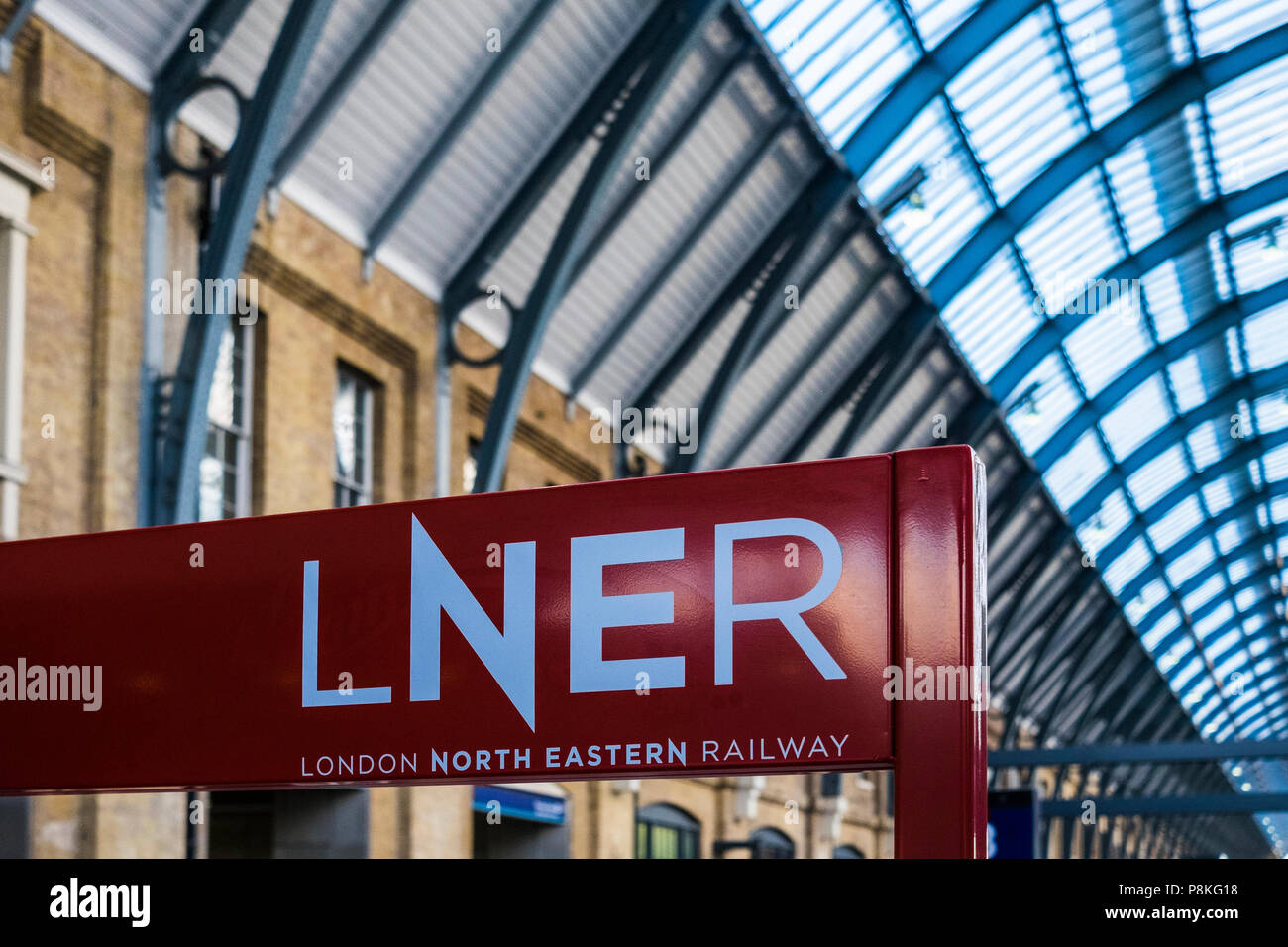 London north eastern railway hi-res stock photography and images - Alamy