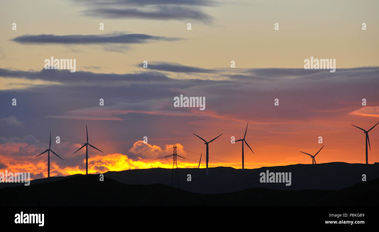 Turn to the meridian hi-res stock photography and images - Alamy