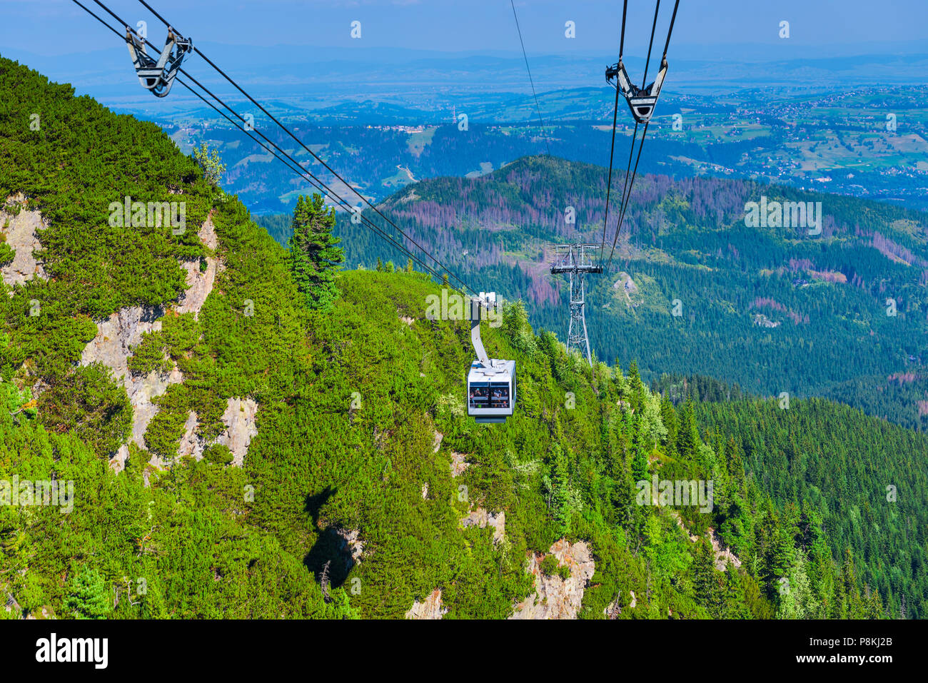 Cableway mountain kasprowy wierch hi-res stock photography and images ...