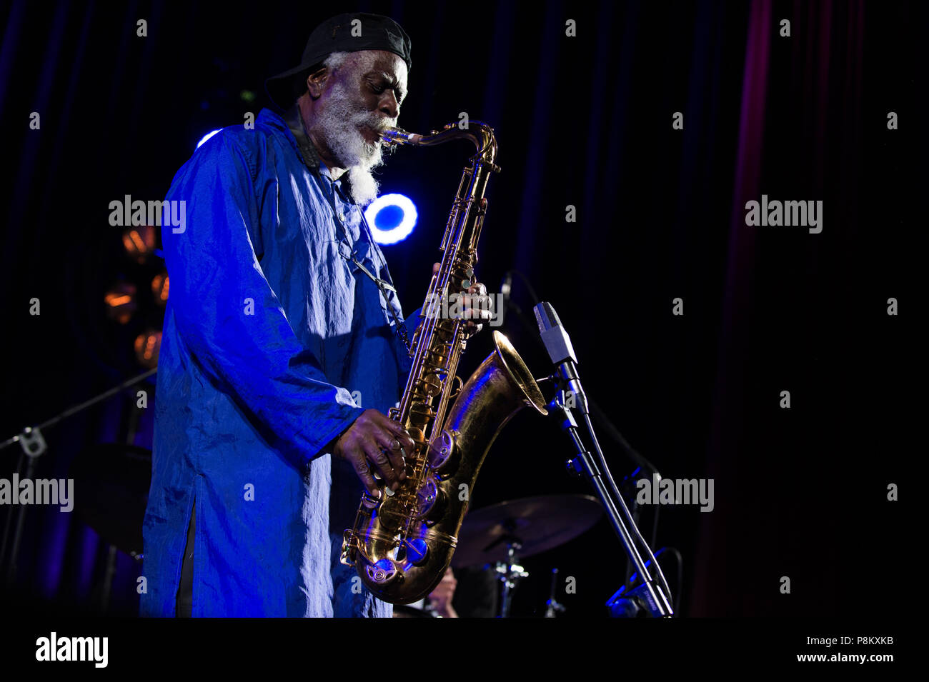 Best tenor saxophonist hi-res stock photography and images - Alamy