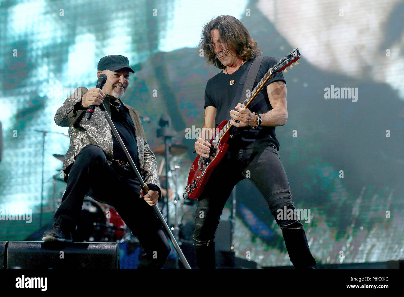 Steve Rossi High Resolution Stock Photography and Images - Alamy