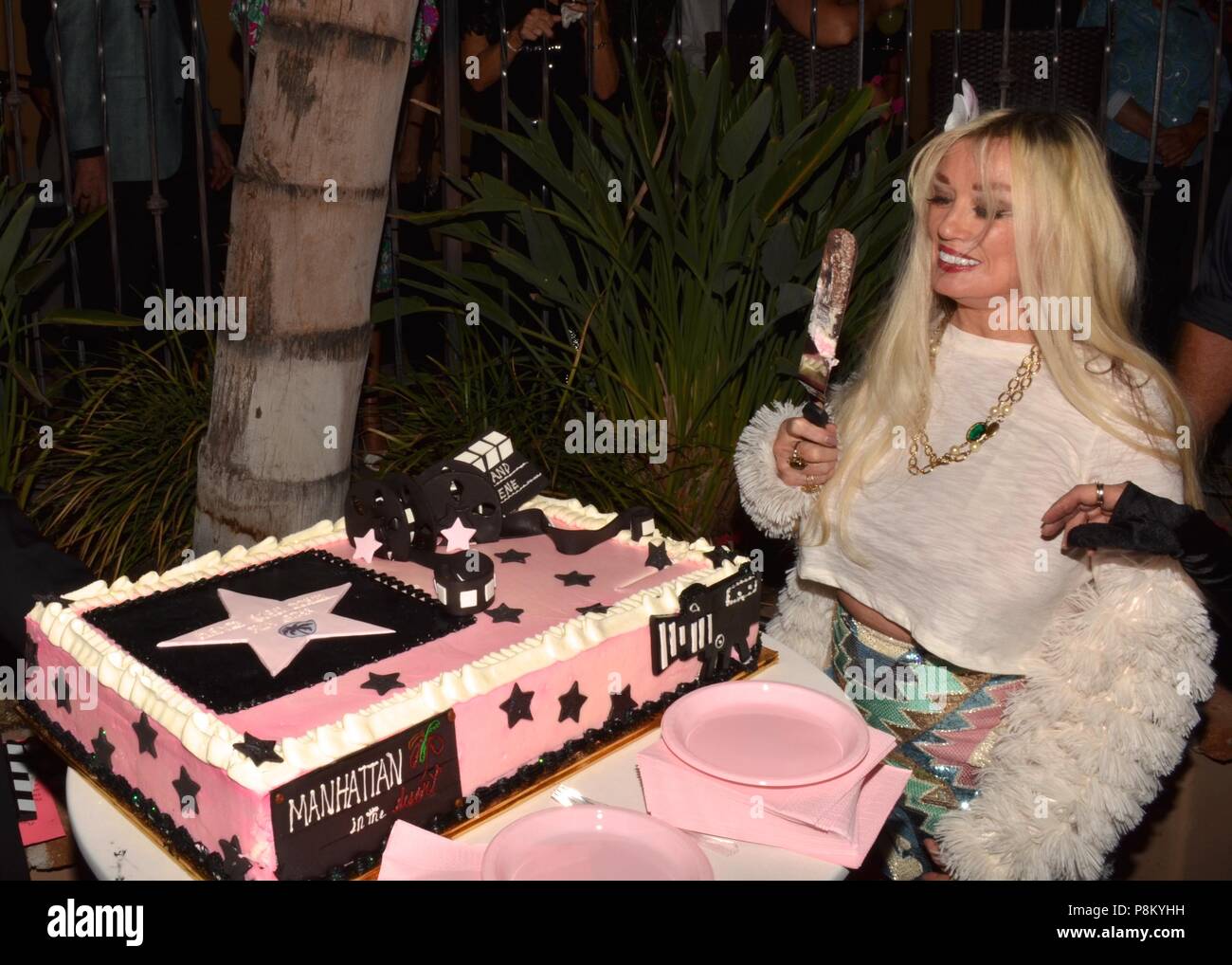 Mamie van doren hi-res stock photography and images - Alamy