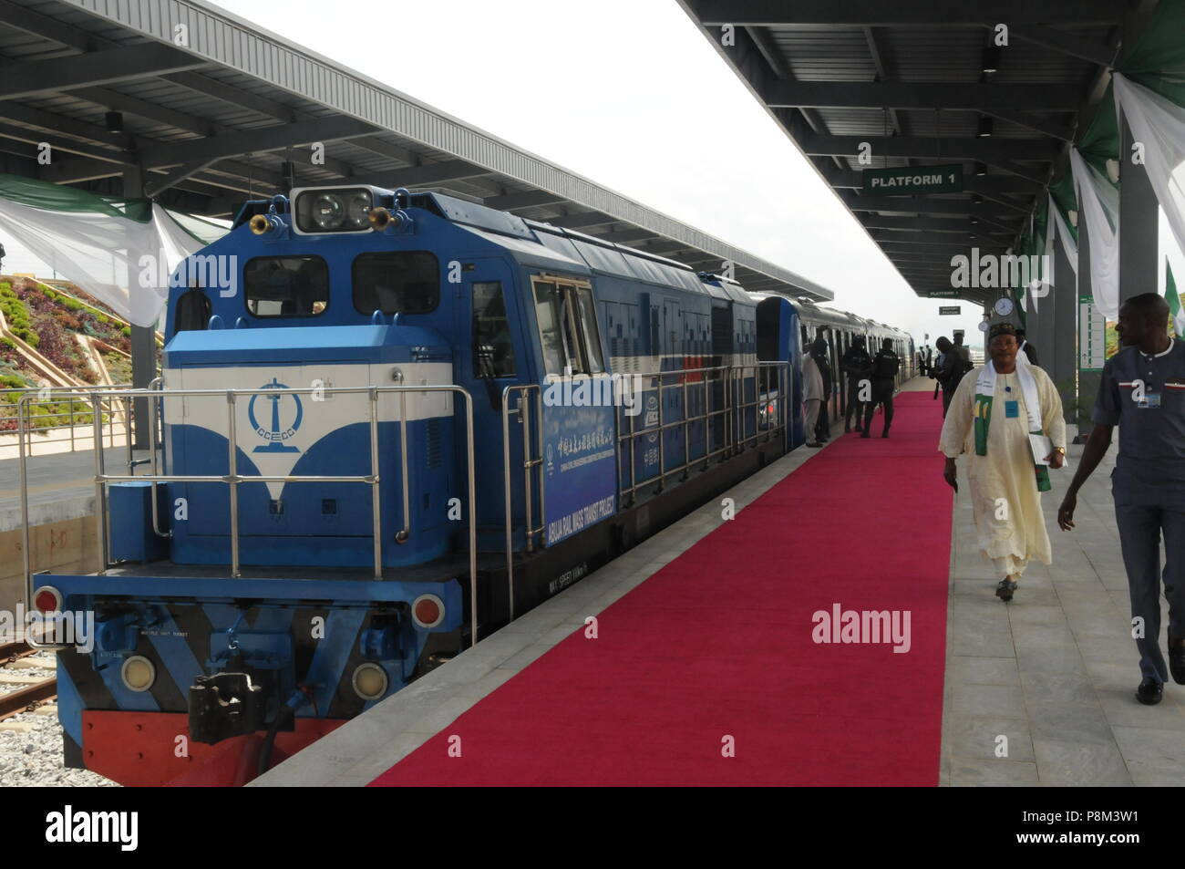 China nigeria train hi-res stock photography and images - Alamy