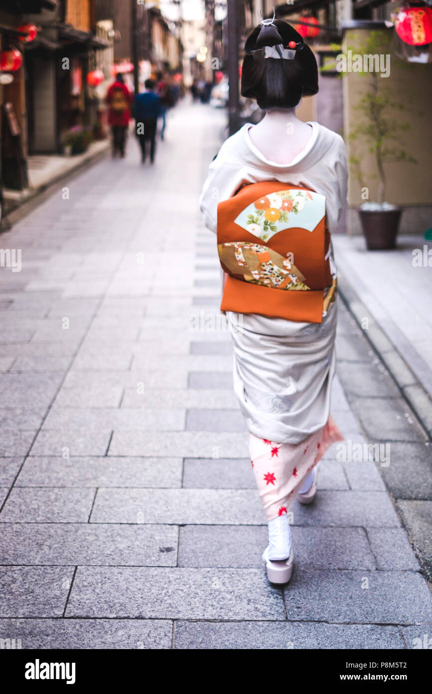 Ancient japanese disguise hi-res stock photography and images - Alamy