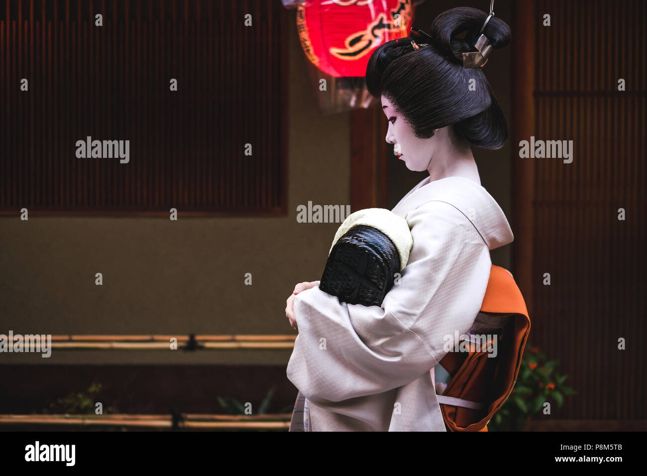 Ancient japanese disguise hi-res stock photography and images - Alamy