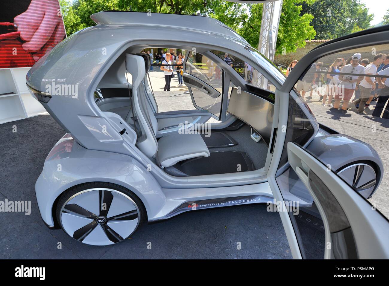 Pop Up Next fully electric modular system developed by Audi Airbus and ...