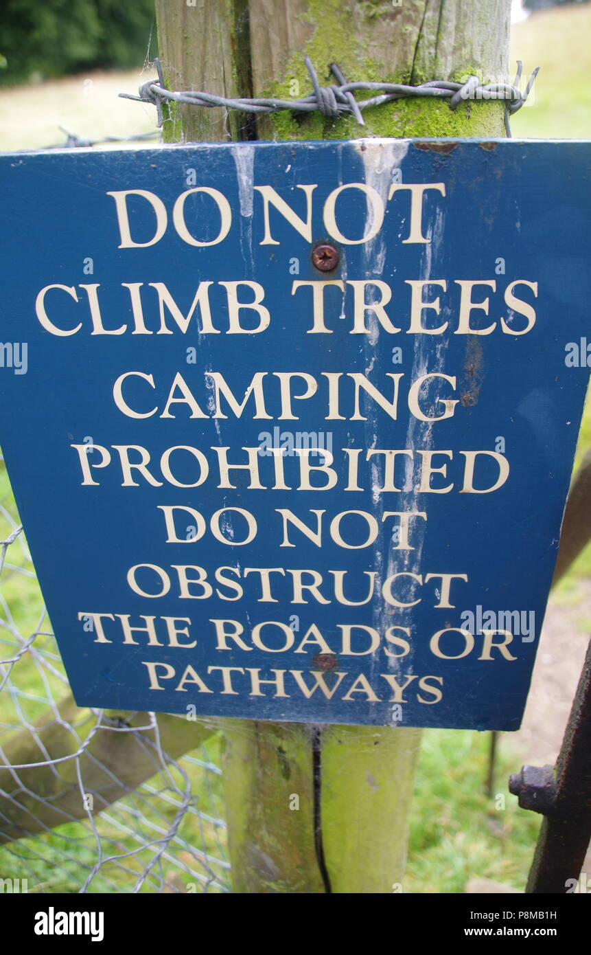 Do not climb trees. No camping sign. John o' groats (Duncansby head) to ...
