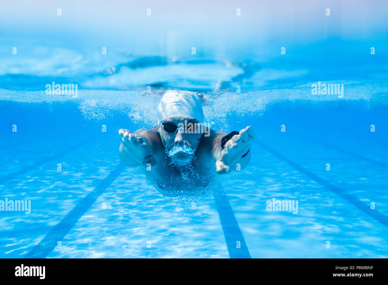 Swimmer underwater hi-res stock photography and images - Alamy