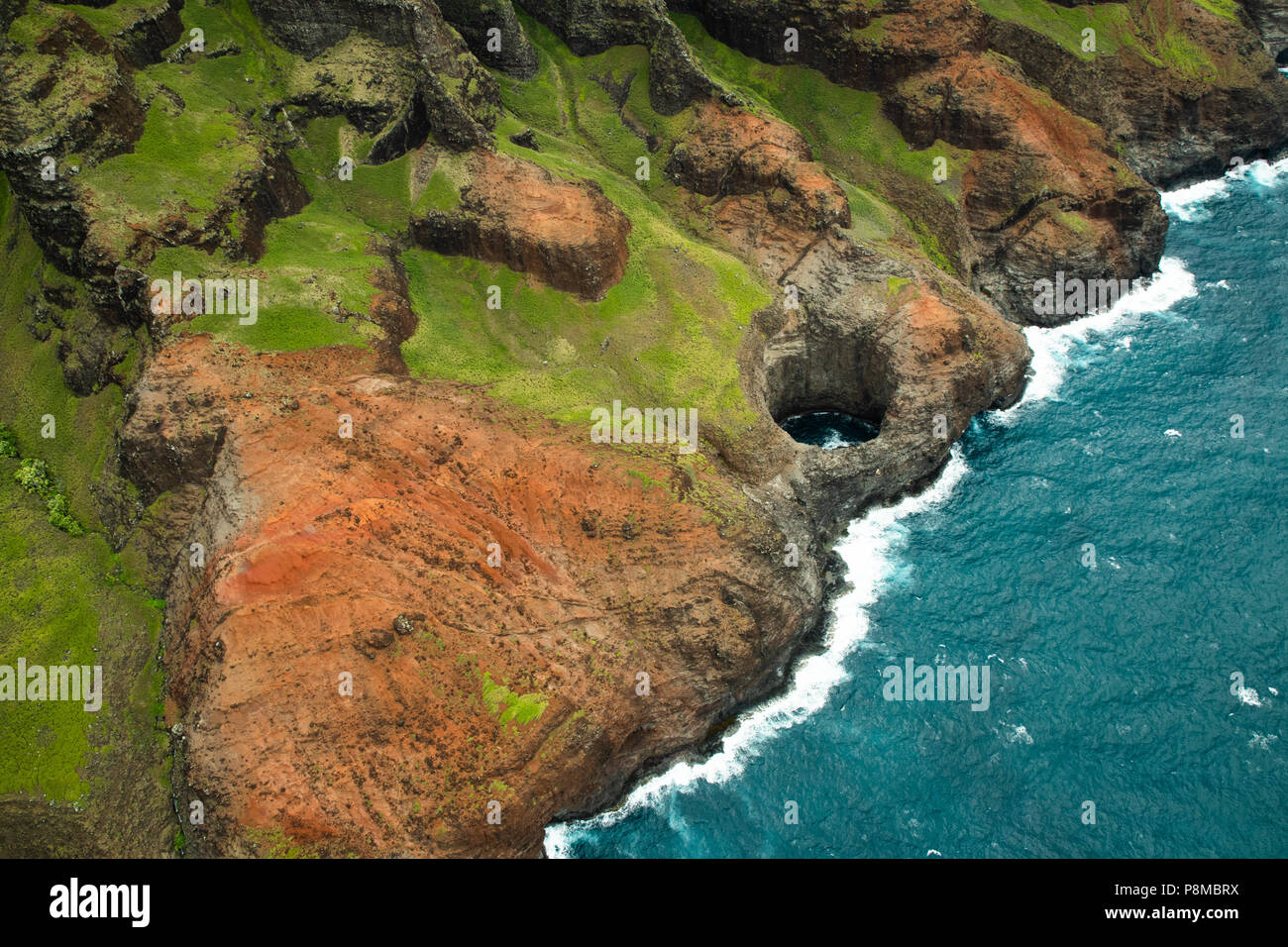 Hawaii kauai napali cave hi-res stock photography and images - Alamy