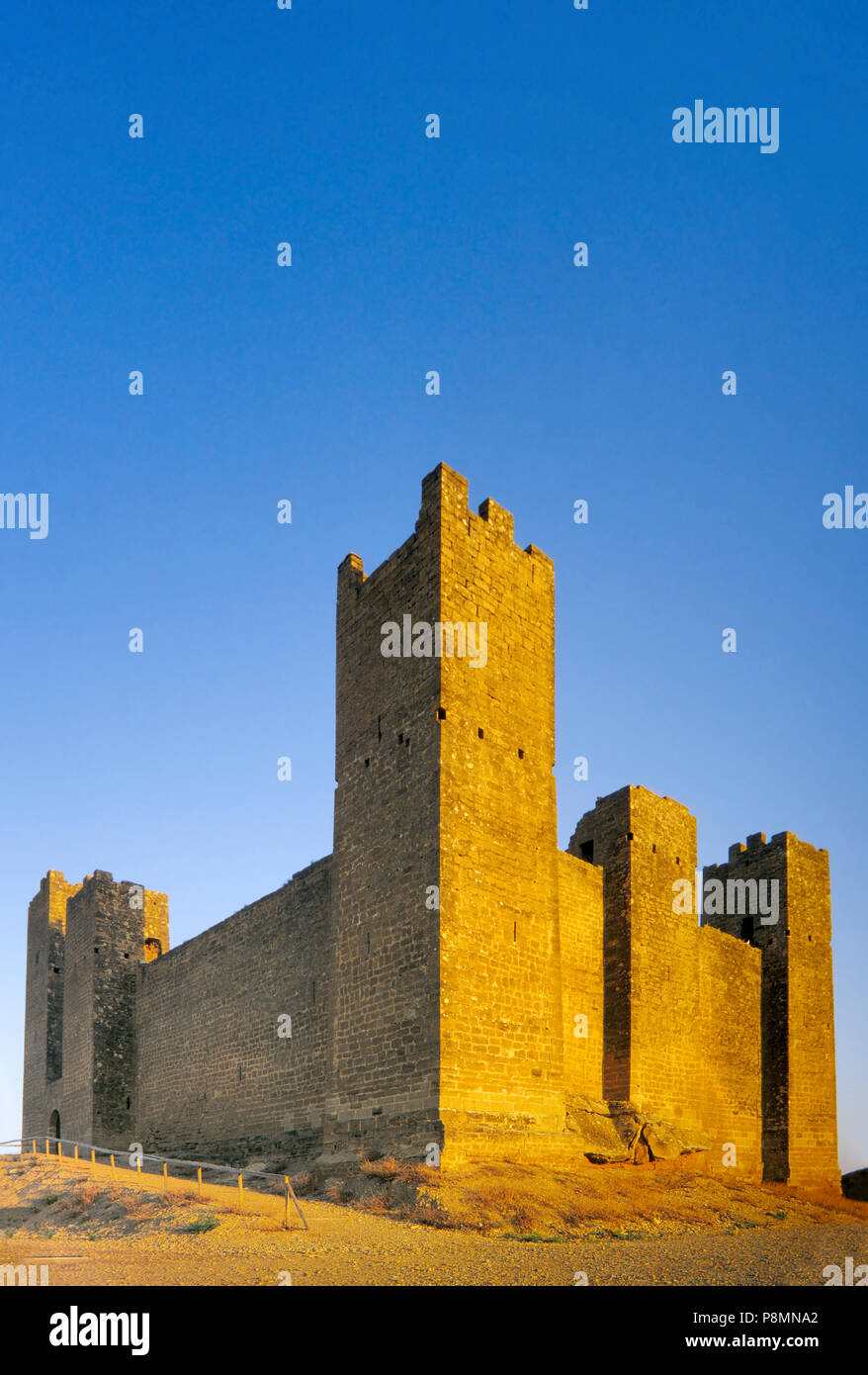 Flanking tower hi-res stock photography and images - Alamy