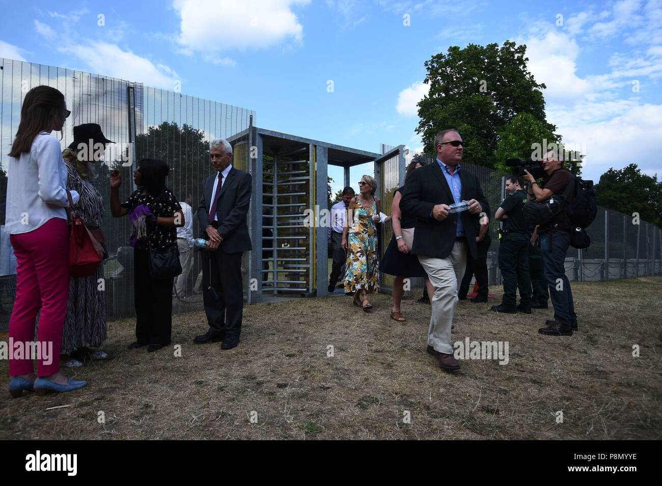 Secured area hi-res stock photography and images - Alamy